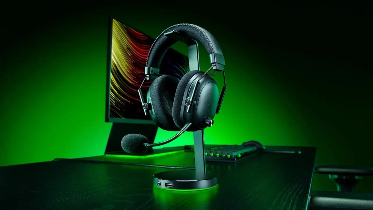 Razer BlackShark V3 Pro Wireless Gaming Headset Now at Best Buy ...