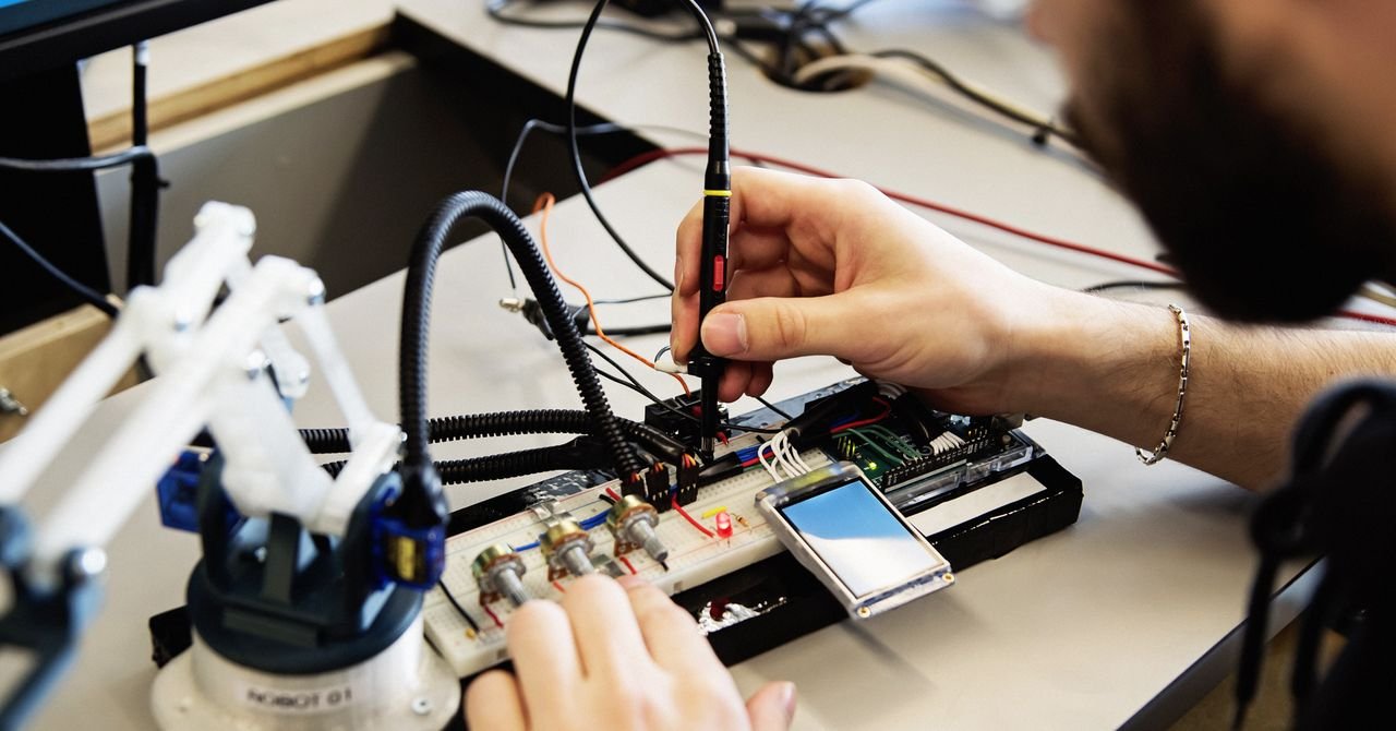 Inspiring Your Kids to Love STEM Despite an Uncertain Future | DigitrendZ