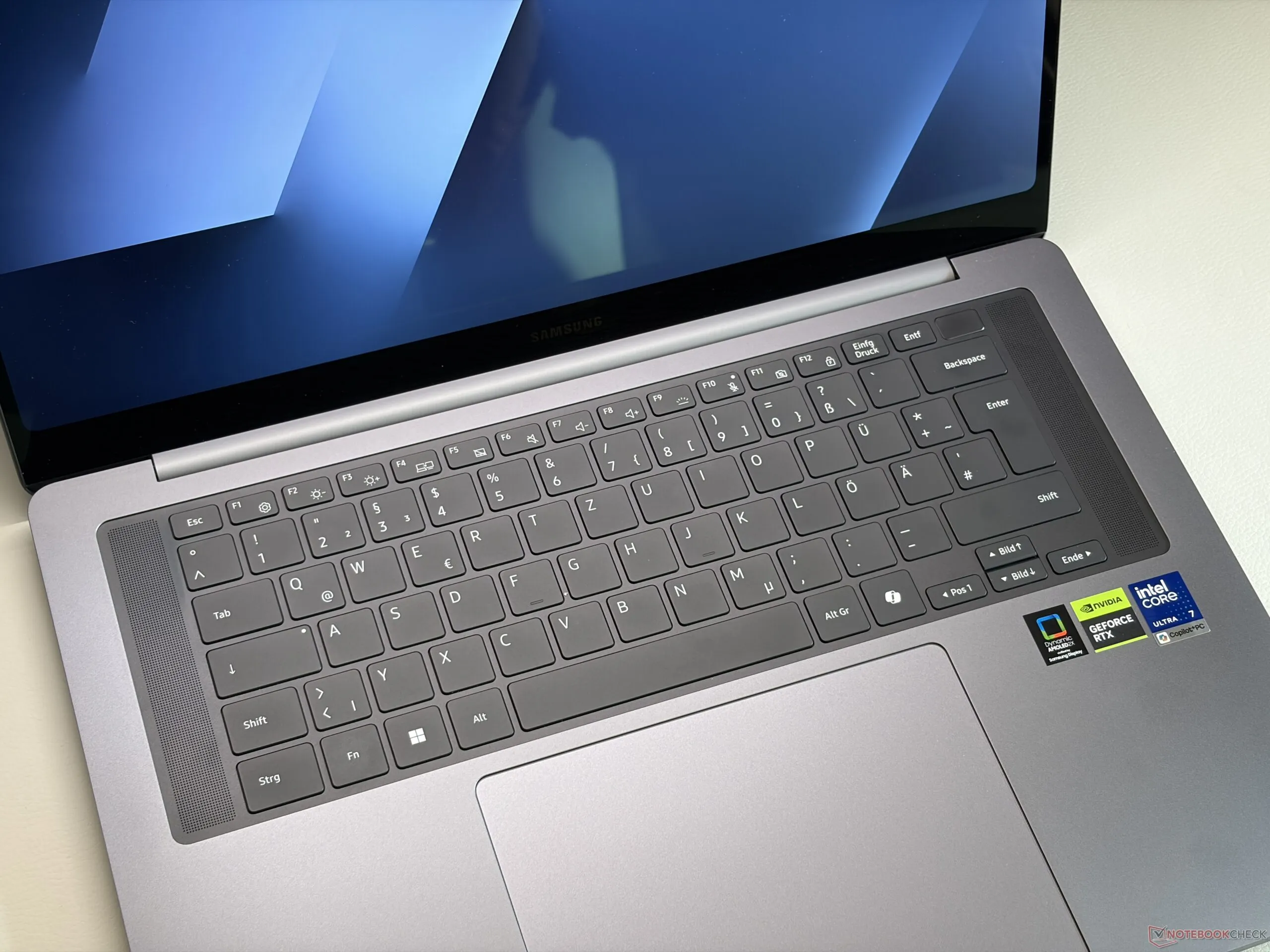 Samsung Galaxy Book6 Ultra Review: OLED & RTX 5070 Powerhouse | DigitrendZ