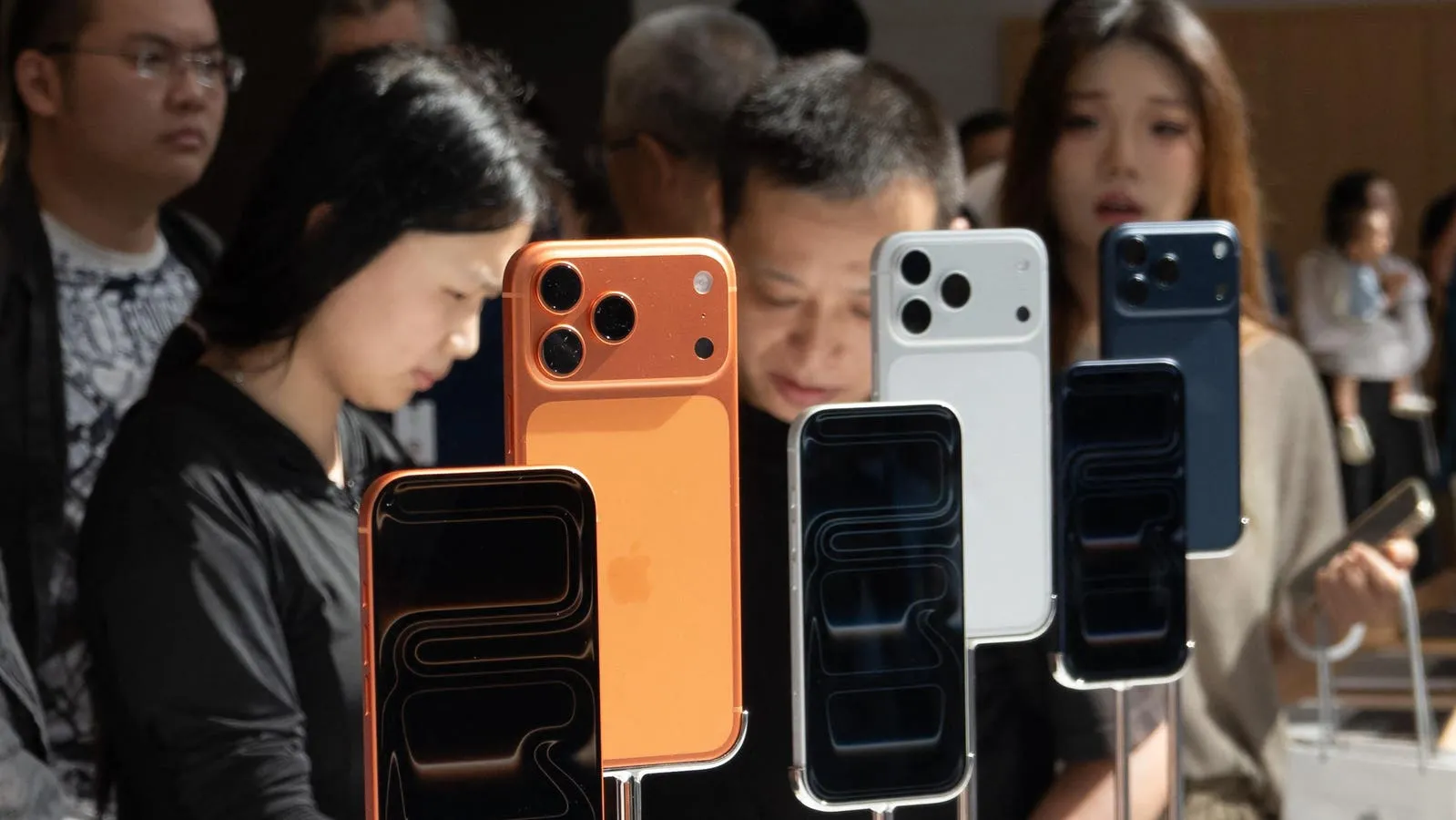 Apple’s $1,999 Foldable May Stabilize iPhone Pricing | DigitrendZ